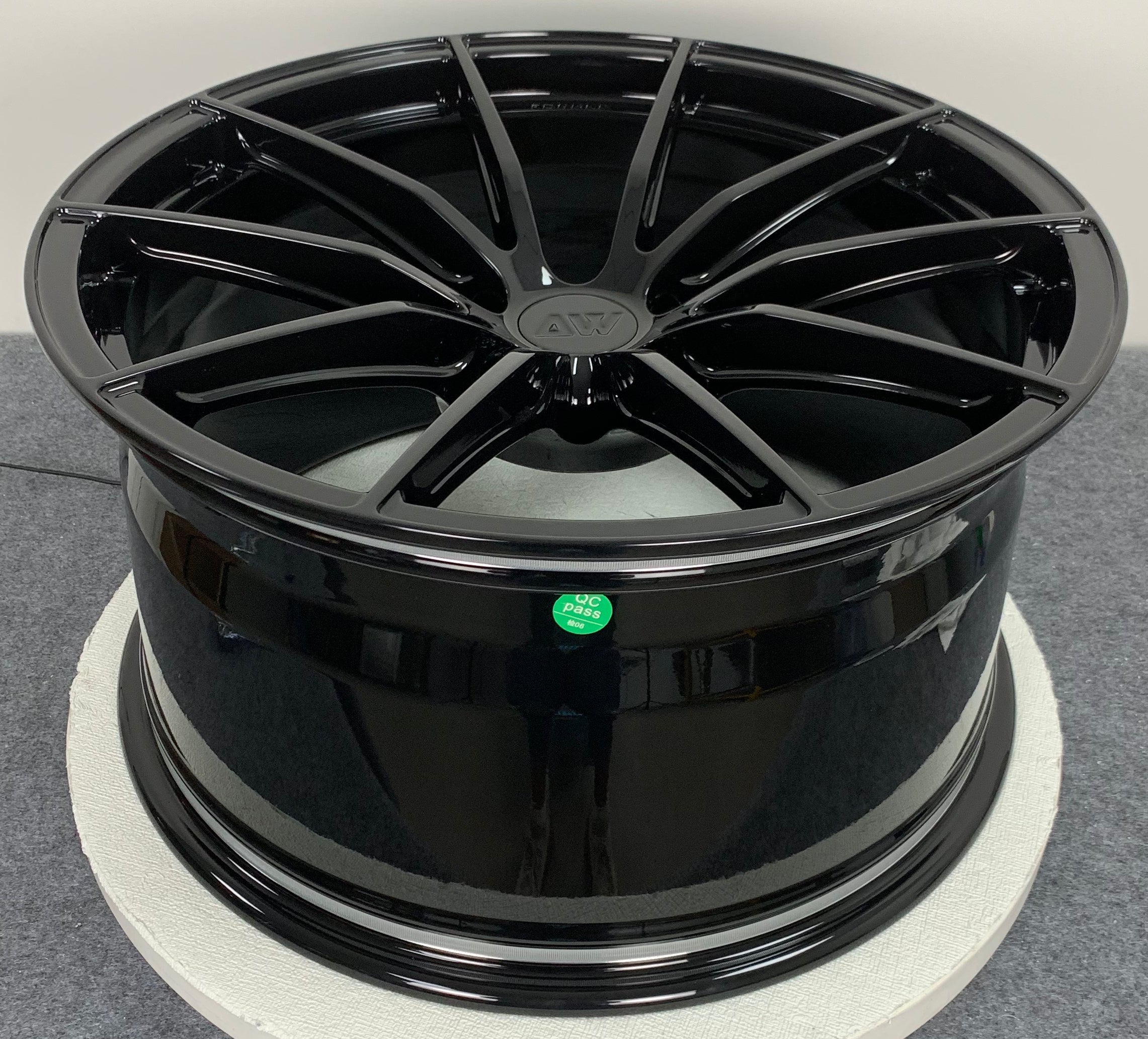 AWX for BMW X5M/X6M 22x10.5 Inch +22 Offset Forged Wheels Gloss Black ...