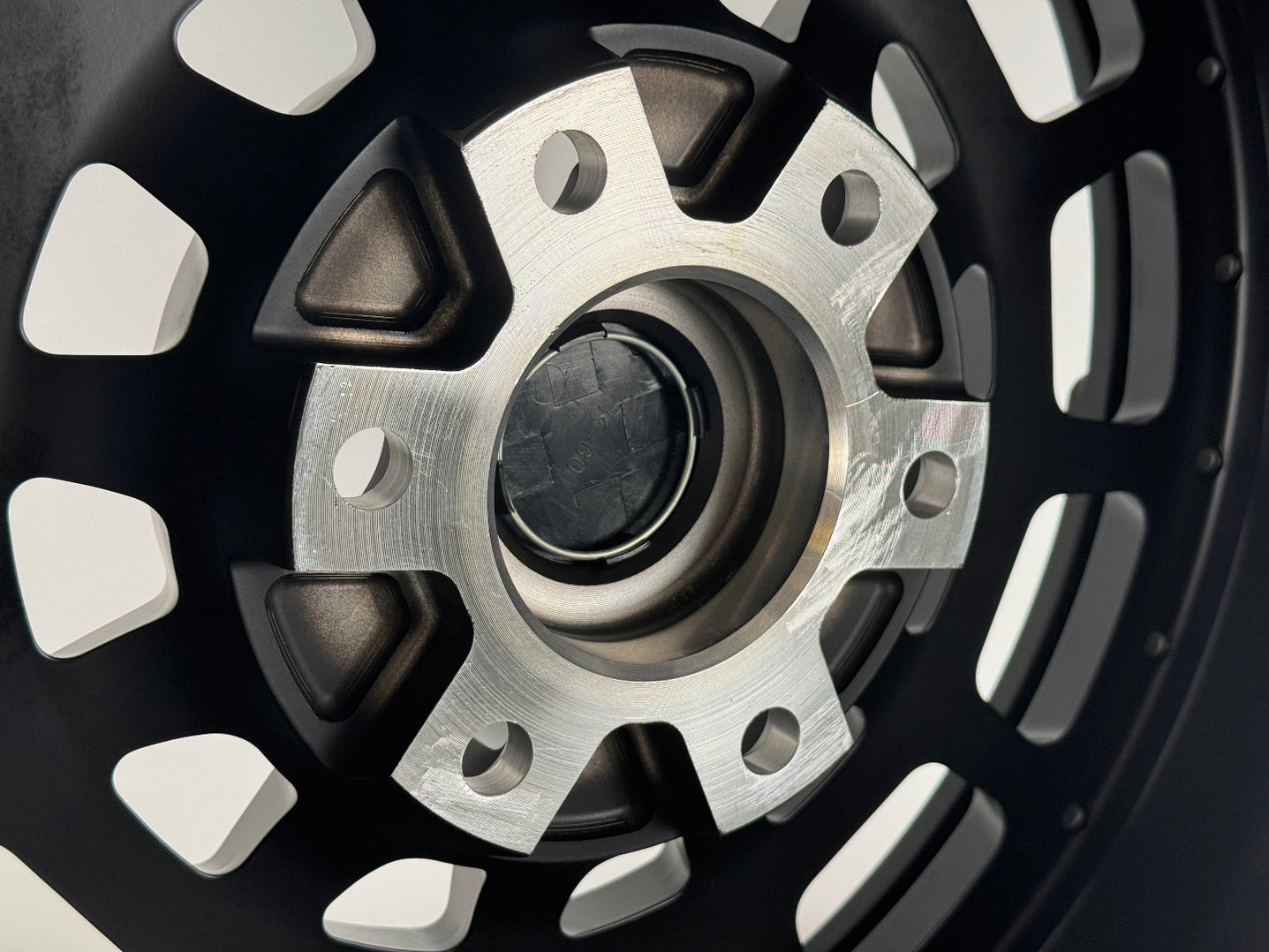 AW08B for Tesla Cybertruck 18x9.0 Inch +40 Offset Forged Wheels Satin ...